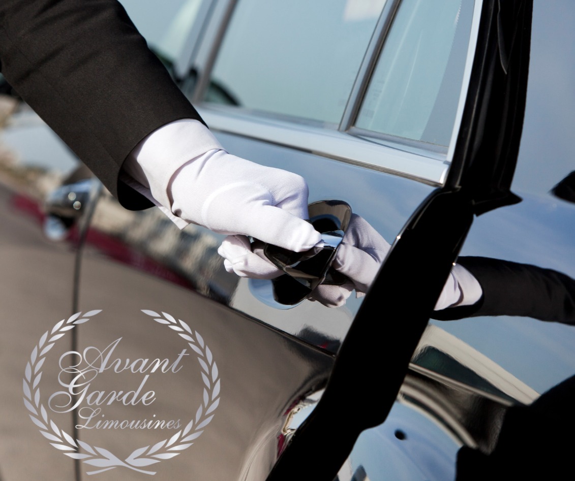 The Top Questions to Ask Before Booking a Limousine - Avant Garde ...